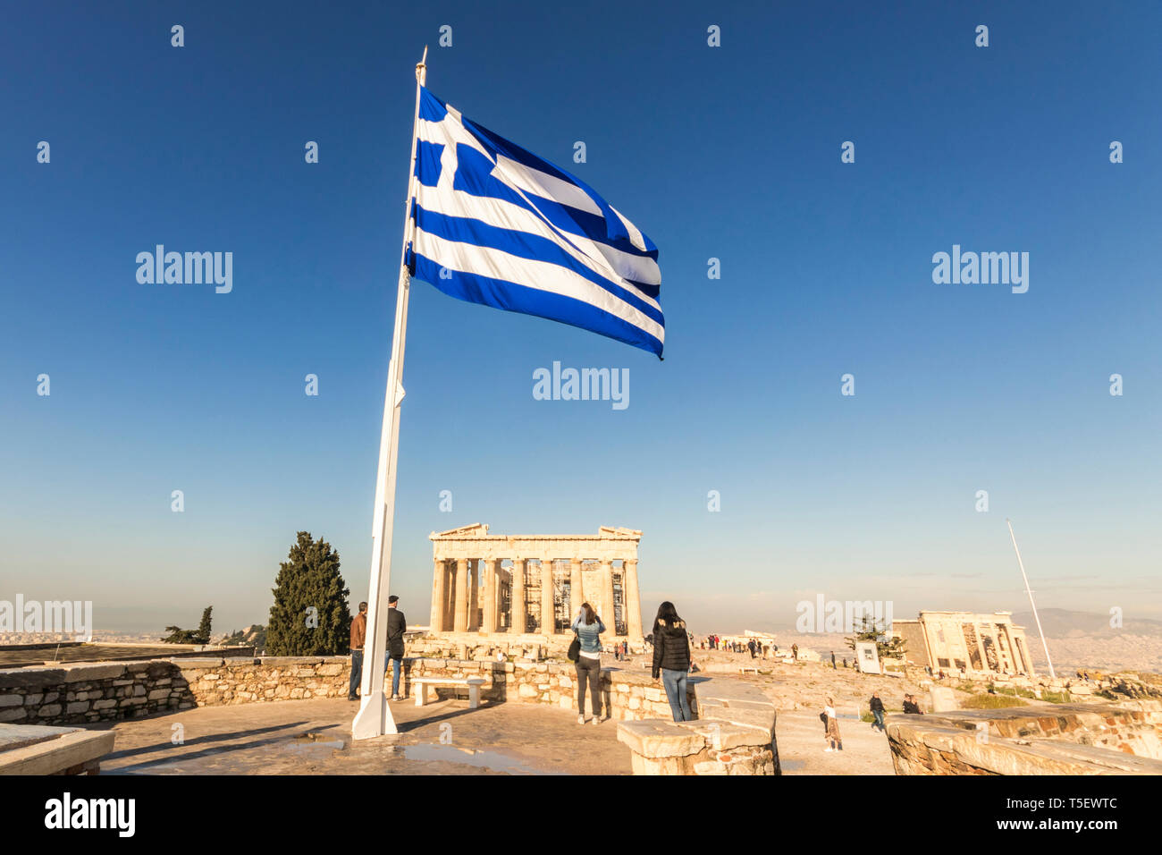 Parthenon flag hi-res stock photography and images - Alamy