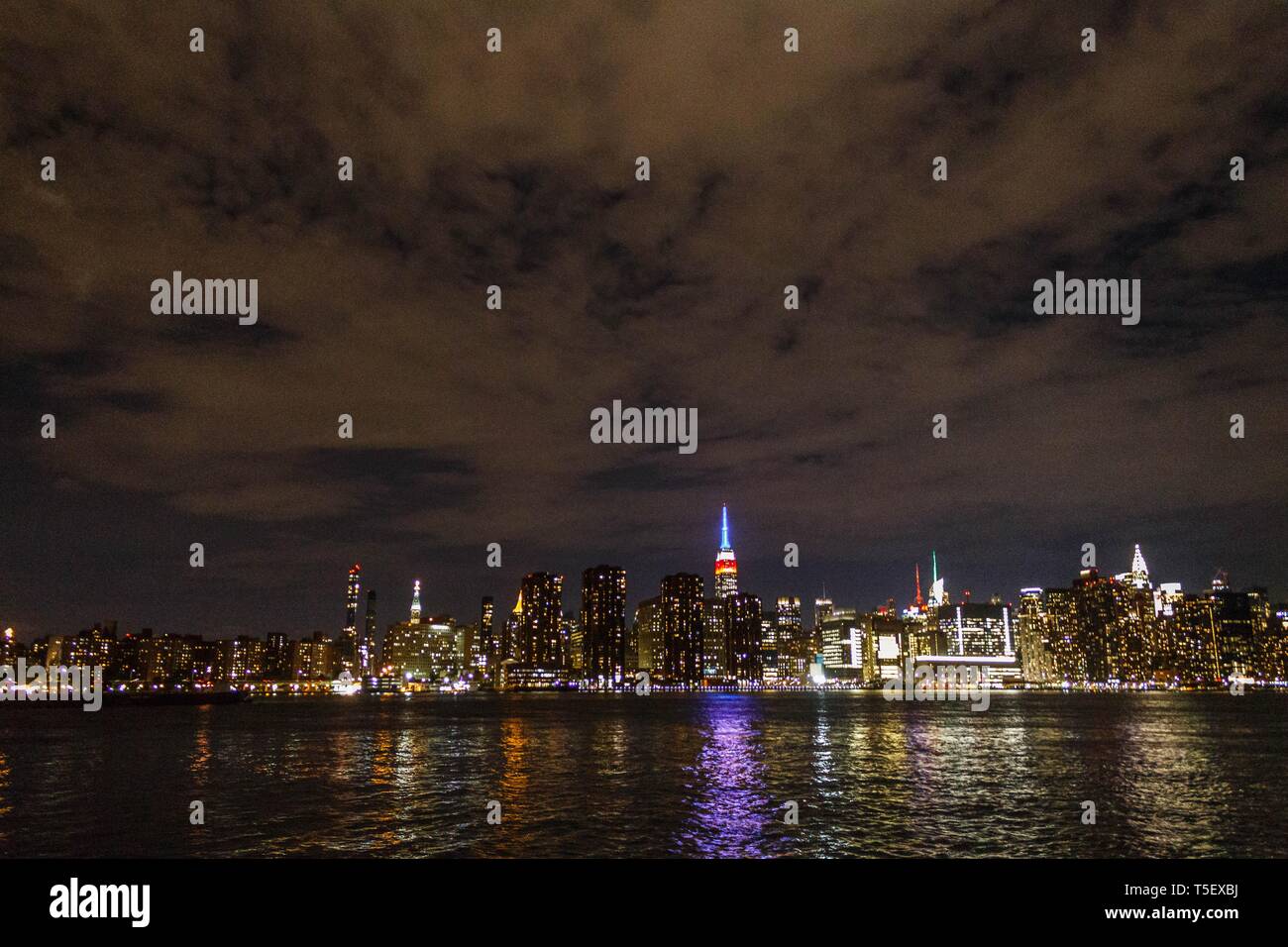 Landmark metropolis night ny reflection river scenery scenic seaport hi ...