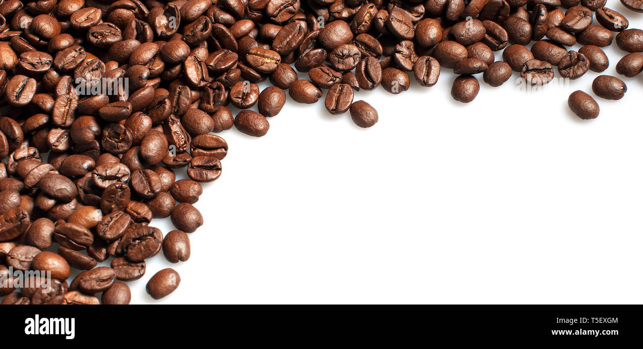 Roasted coffee beans frame on white Stock Photo - Alamy