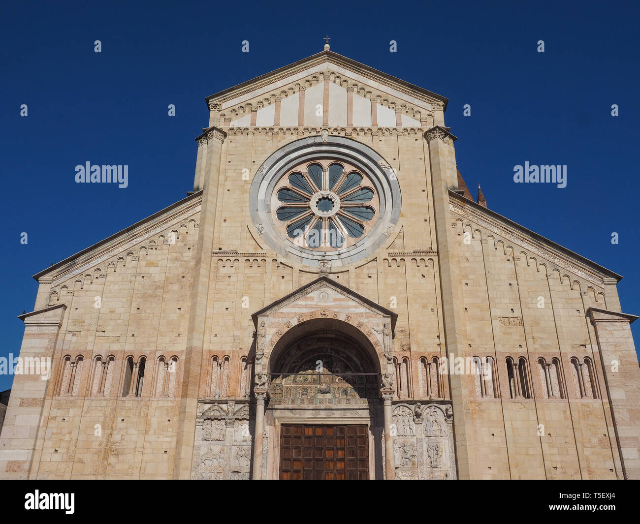 Basilica di San Zeno (aka San Zeno Maggiore or San Zenone) in Verona ...