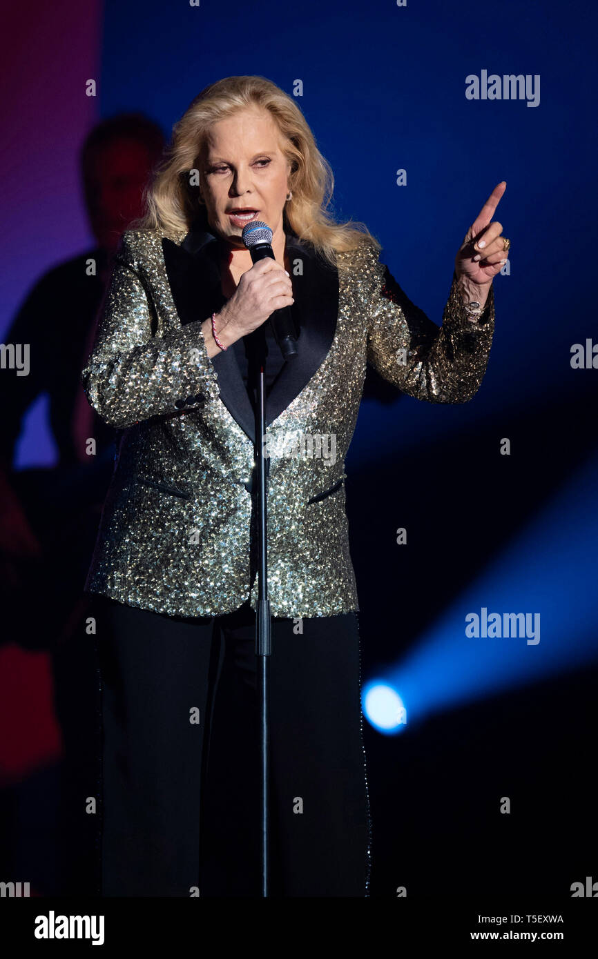 Sylvie vartan hi-res stock photography and images - Alamy