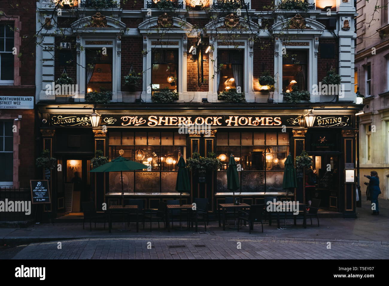 English Pub Facades High Quality Stock Photos Of " Pubs"