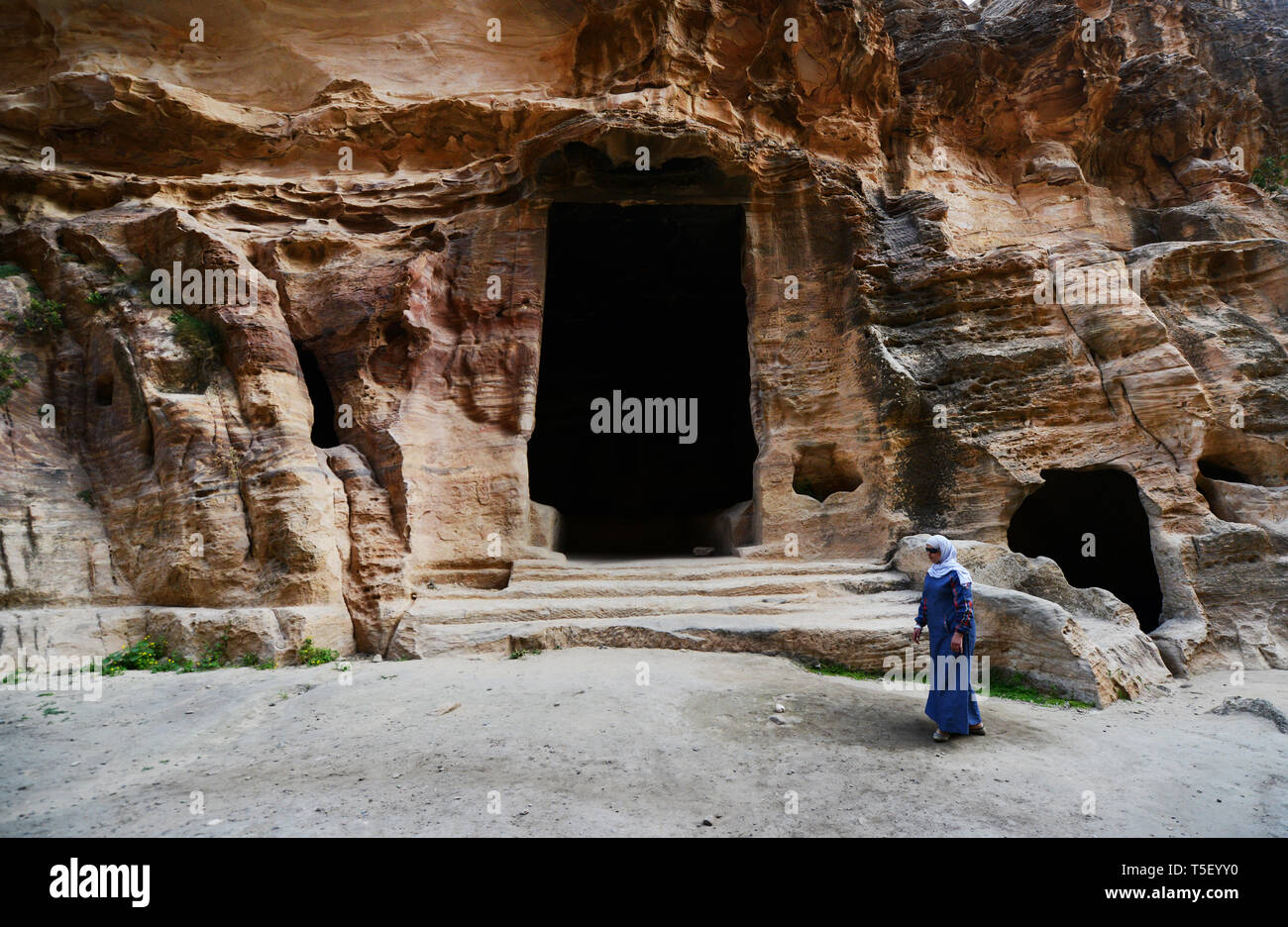 Al batra hi-res stock photography and images - Alamy