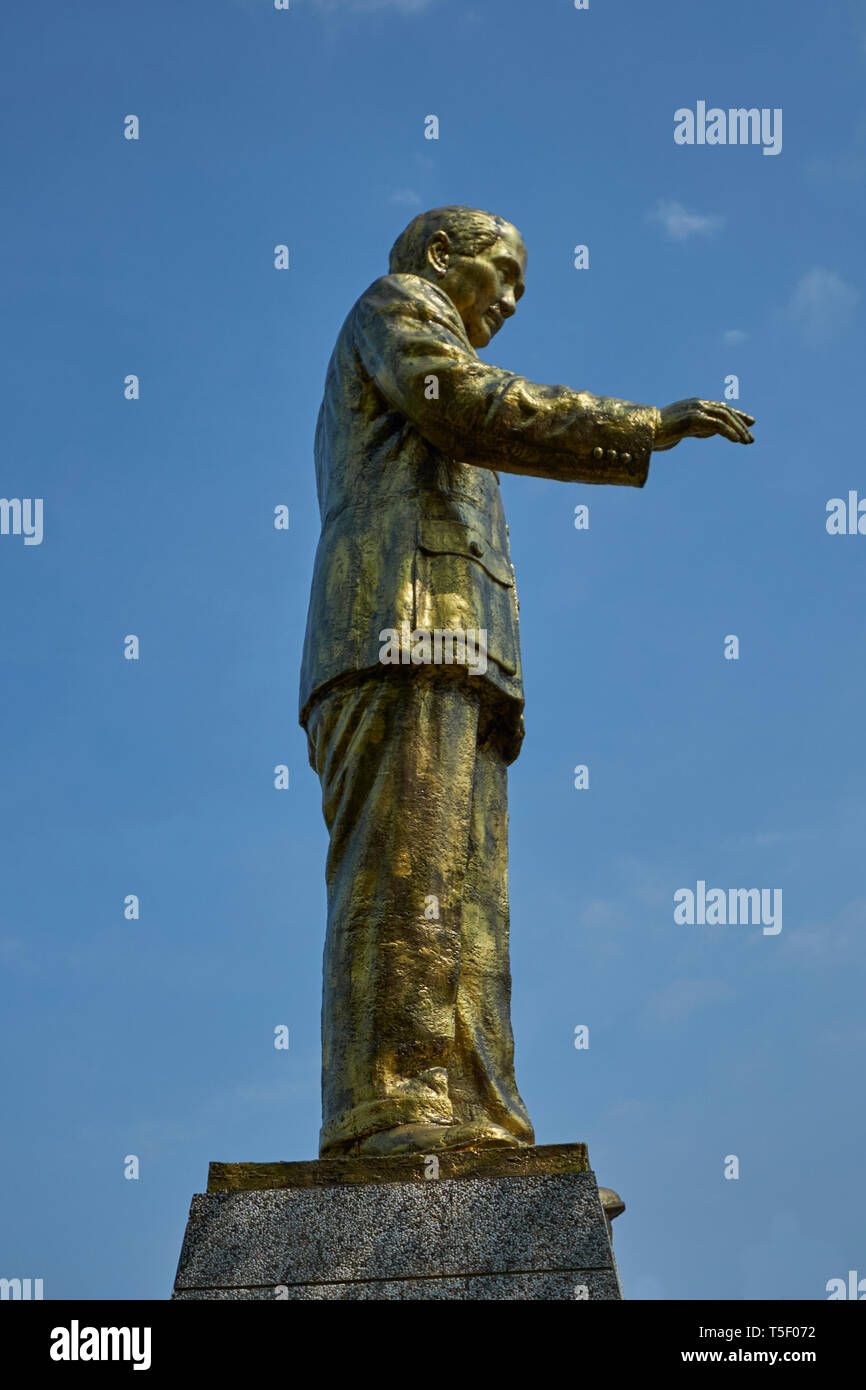 Monument pointing taiwan hi-res stock photography and images - Alamy