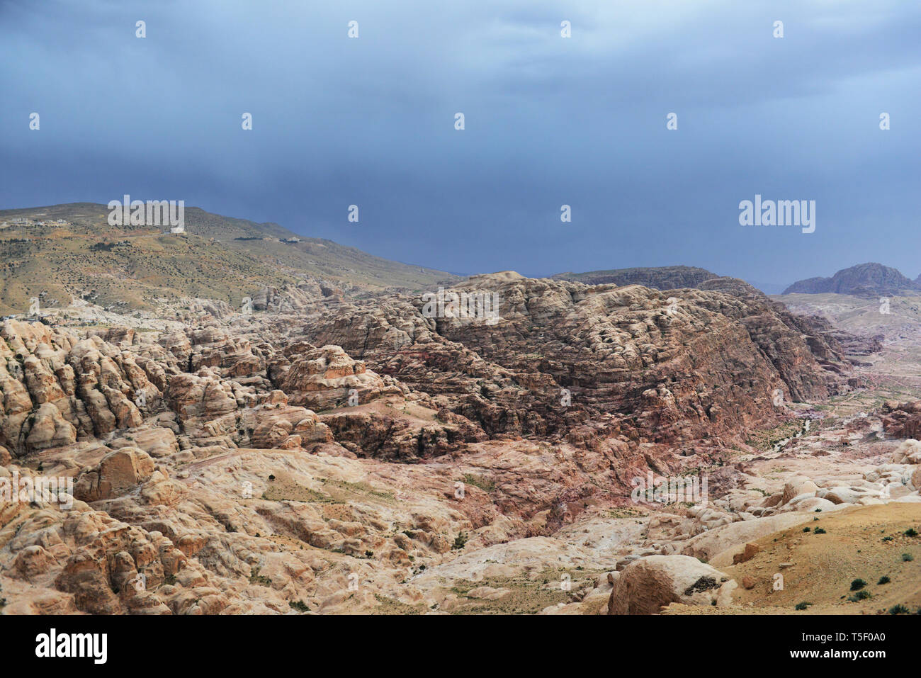Dramatic landscapes in South Jordan Stock Photo - Alamy