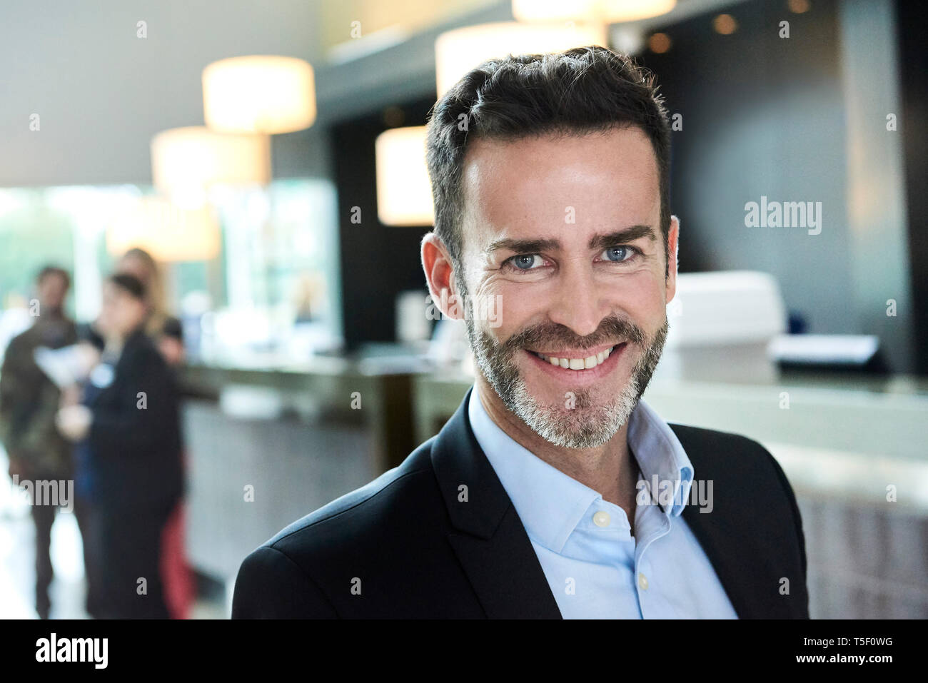 Portrait blazer businessman hi-res stock photography and images - Alamy