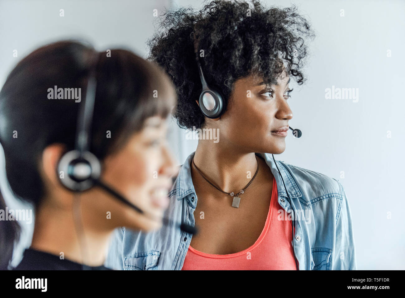 Headset speaker hi-res stock photography and images - Alamy