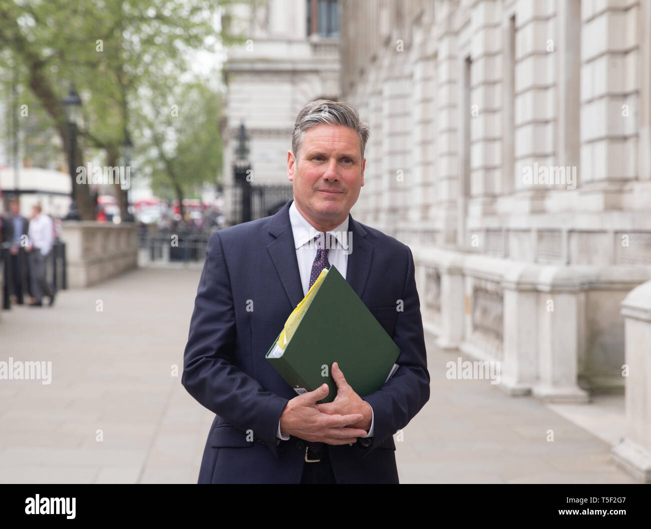Sir Keir Starmer arrives at the Cabinet Office for Cross-party talks ...