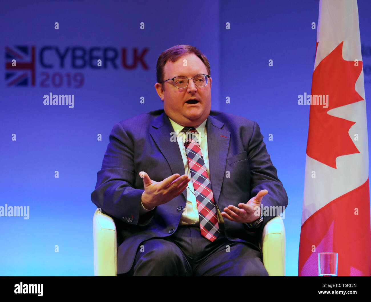 Scott jones canadian cyber security centre hi-res stock photography and ...
