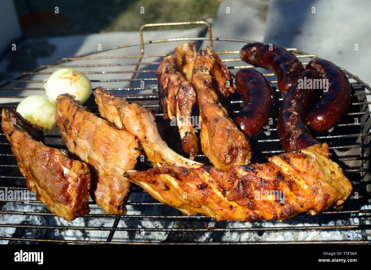 Close up grilling pork ribs hi-res stock photography and images - Alamy