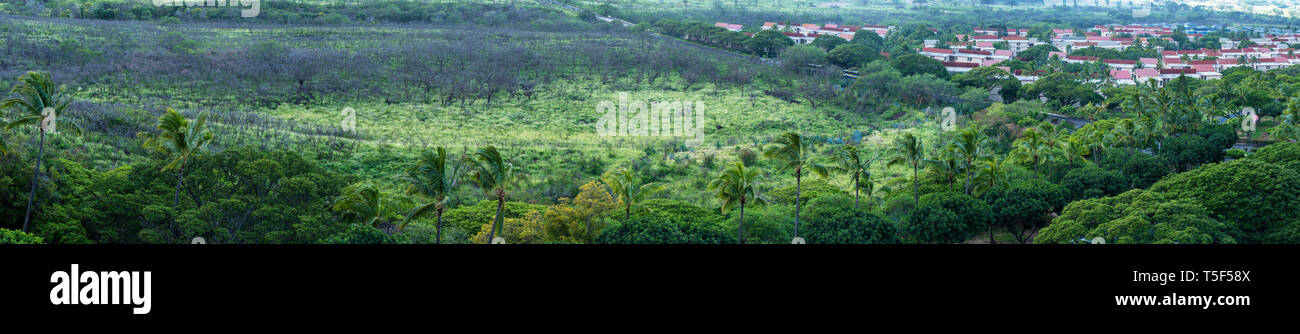 Panoramic view of Makaha valley on the west coast of Oahu Stock Photo ...