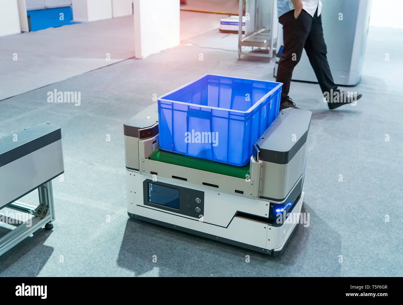 warehouse robot car assembly in factory Stock Photo - Alamy