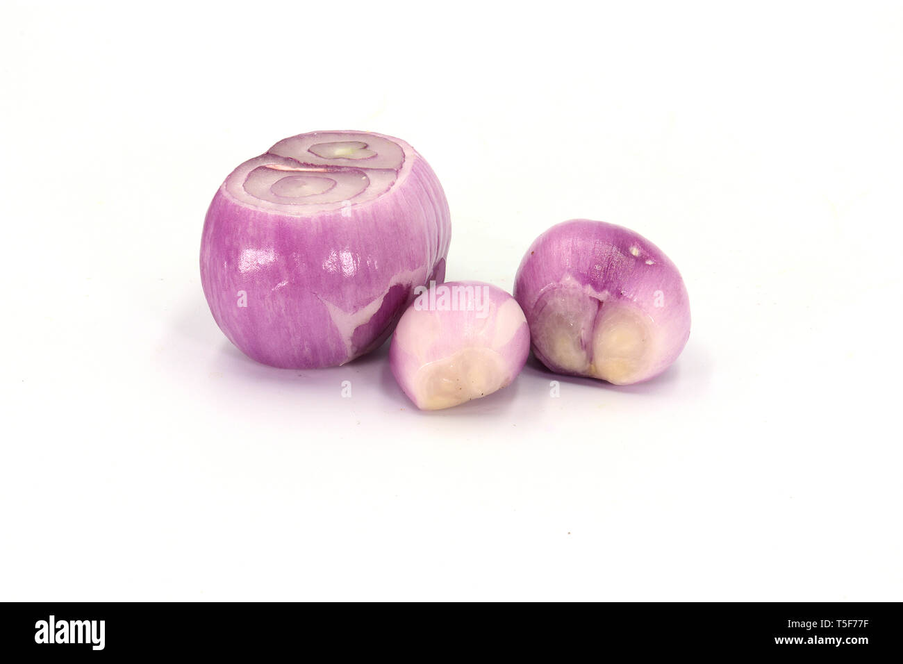 Shallots are ingredients in Thai curry.Shallots are Thai food and Thai ...