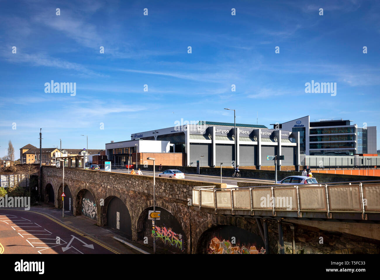 Lanyon train belfast hi-res stock photography and images - Alamy