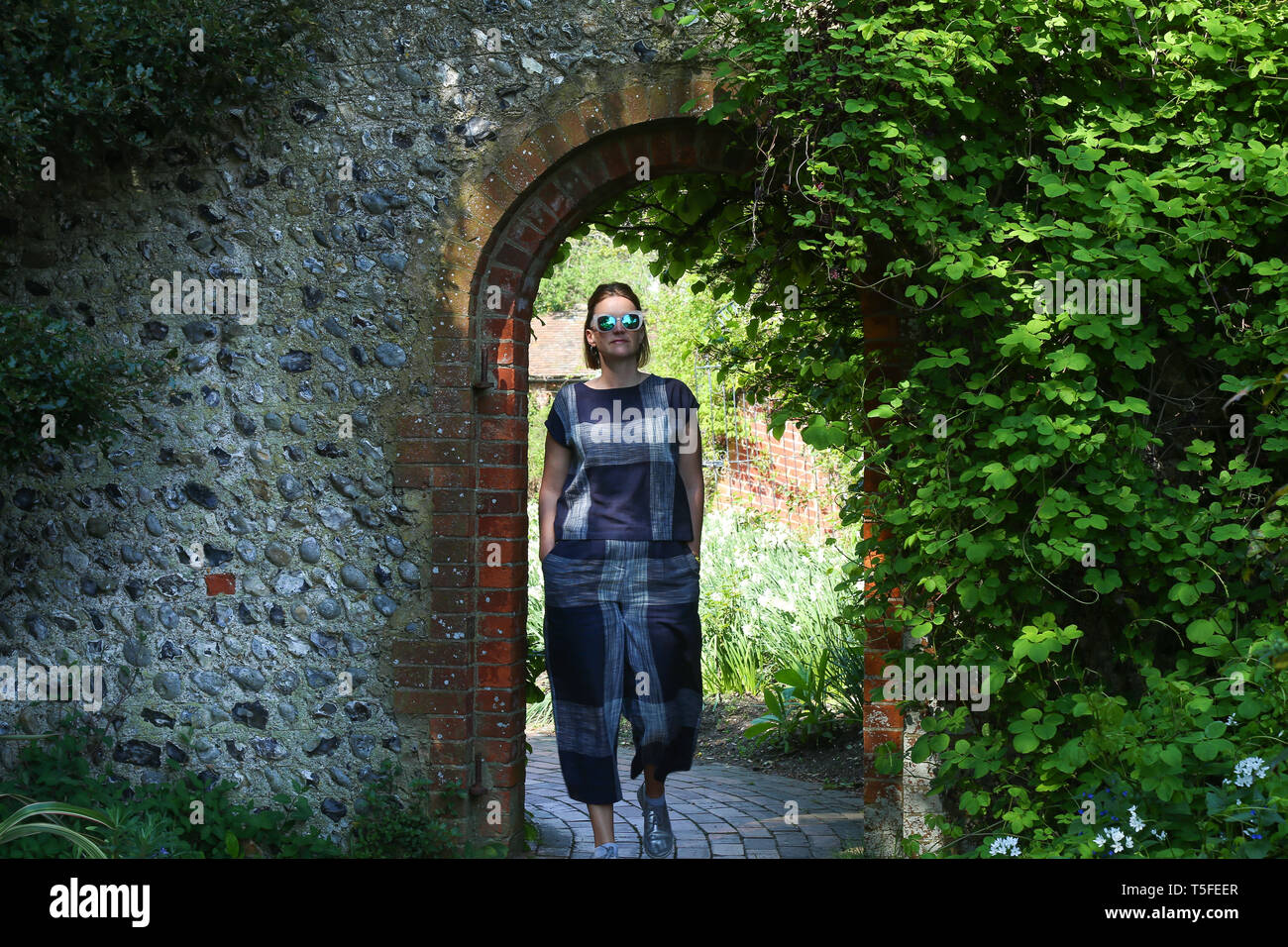 Rottingdean gardens hi-res stock photography and images - Alamy