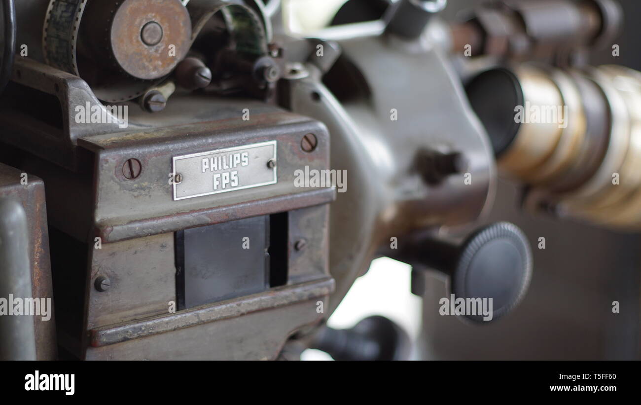 old cinematography projector Stock Photo - Alamy