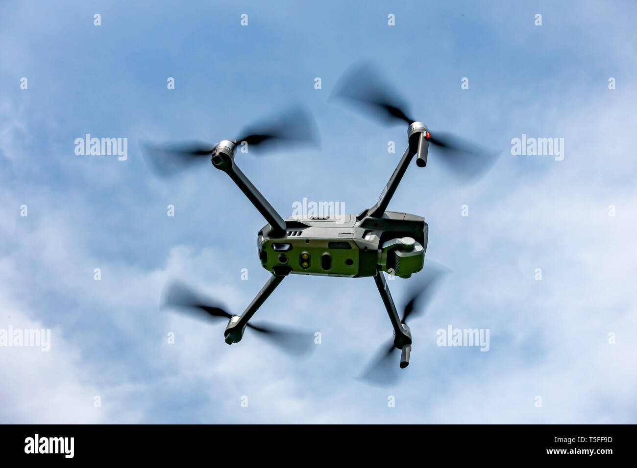 Drone camera looking up hi-res stock photography and images - Alamy