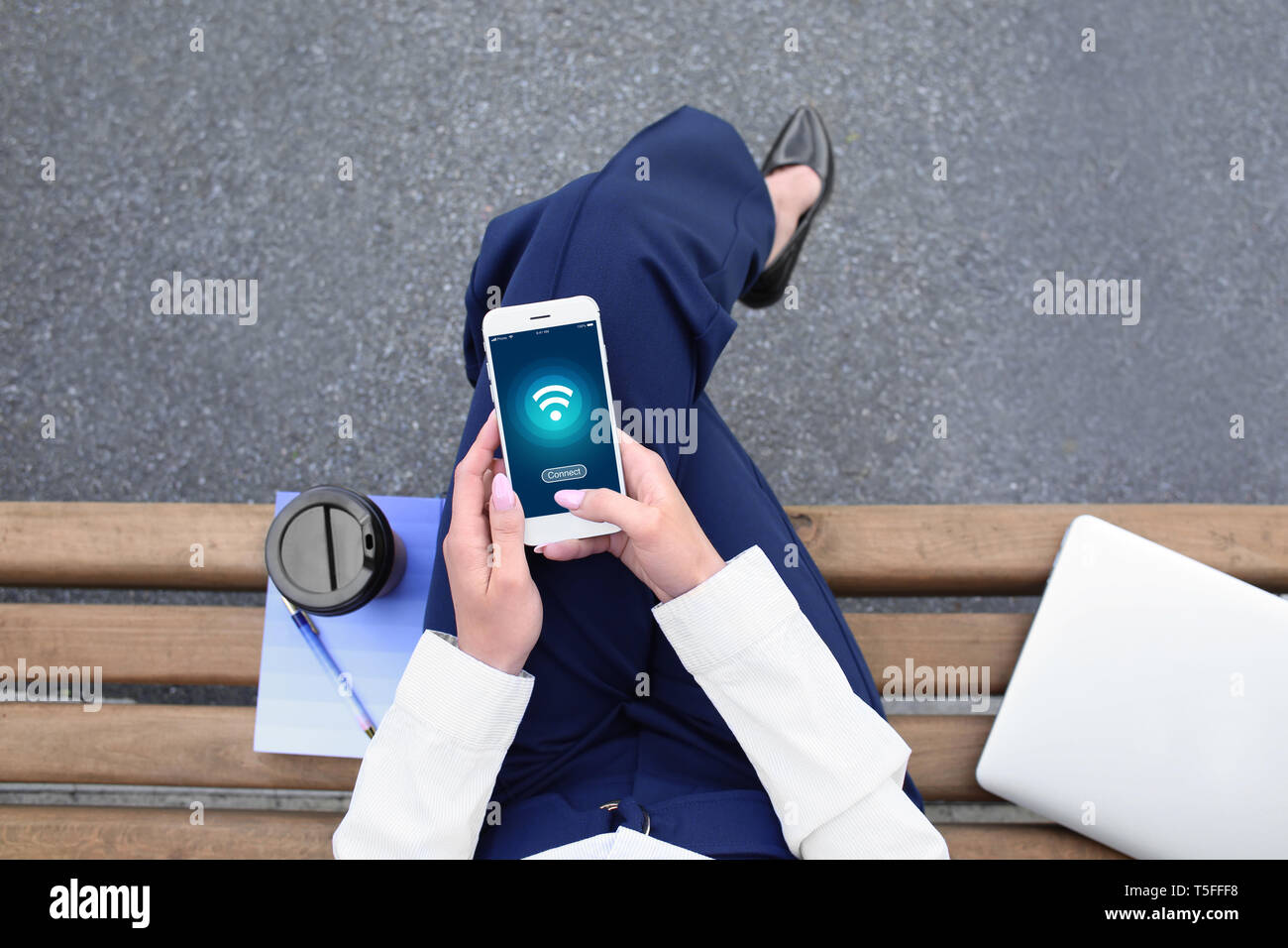 Person using wifi access point hi-res stock photography and images - Alamy