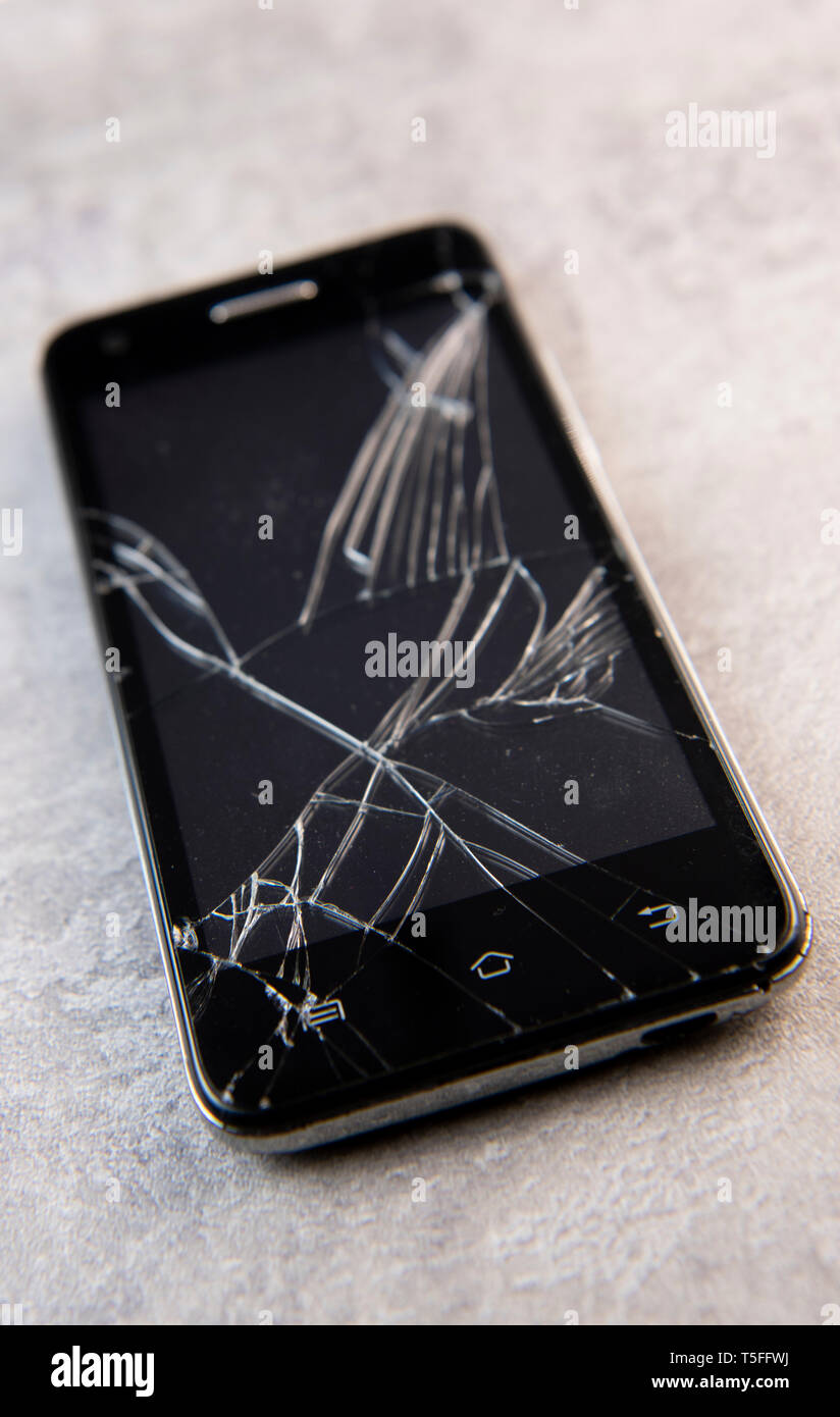 Broken phone screen hi-res stock photography and images - Alamy