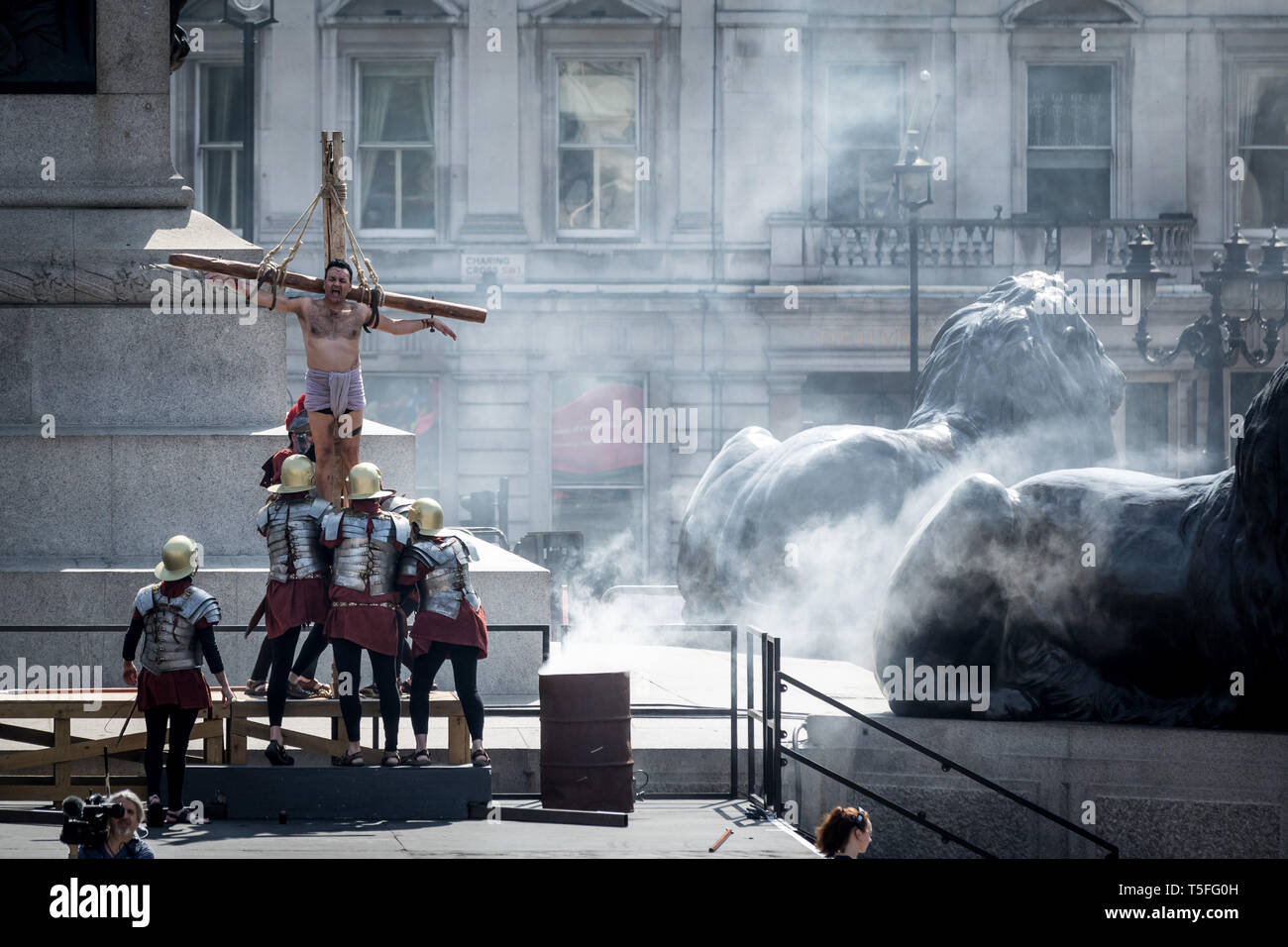 Passion play crucifixion hi-res stock photography and images - Alamy
