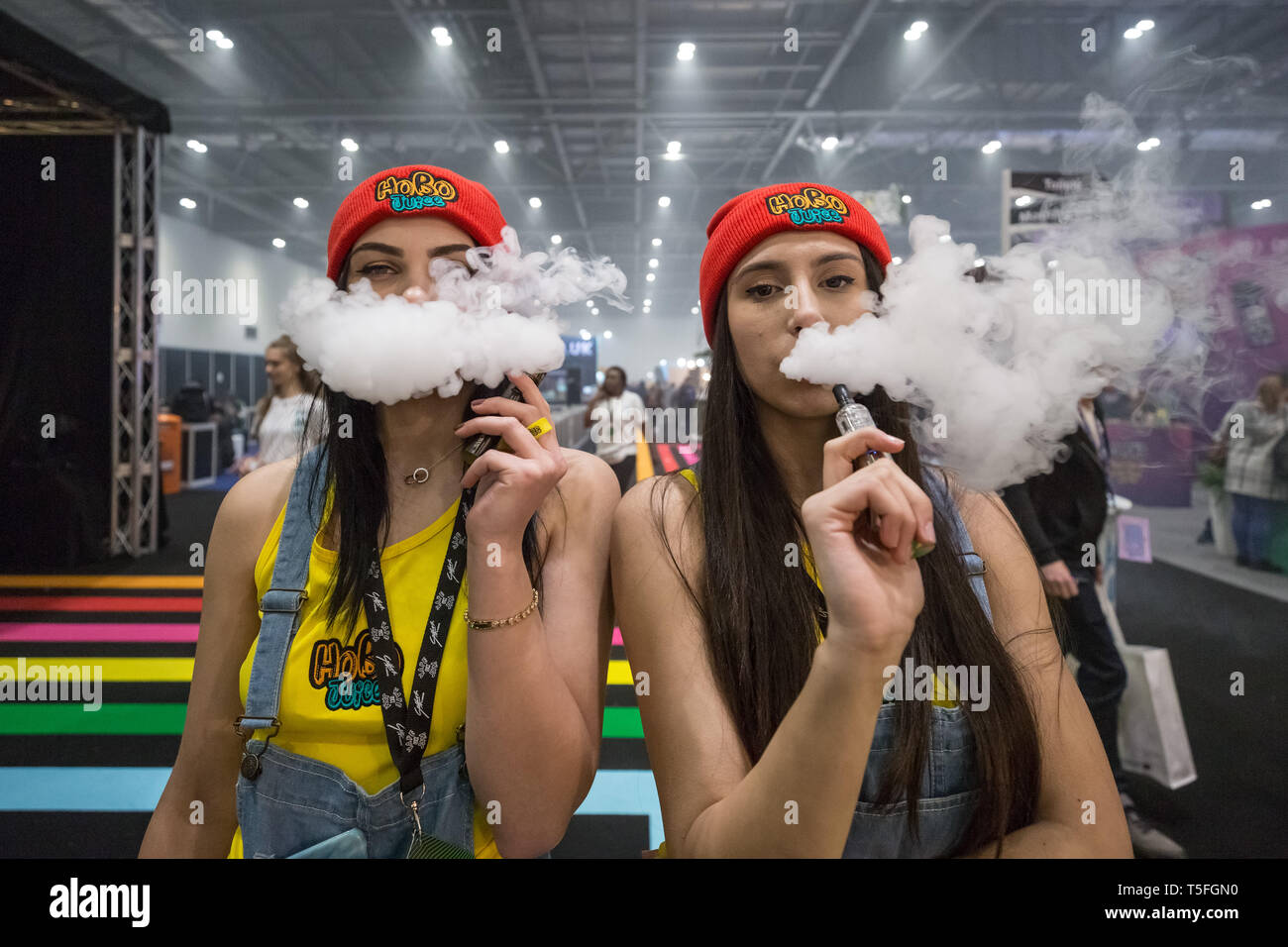 London vaping convention hi-res stock photography and images - Alamy