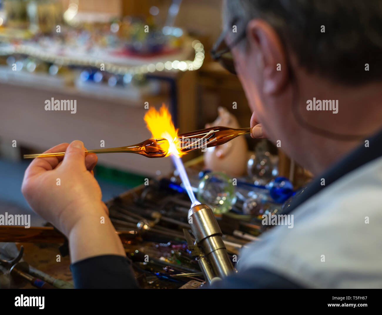 Glass forming hi-res stock photography and images - Alamy