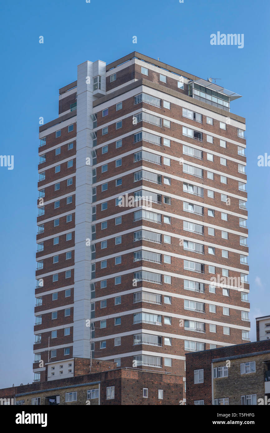 Block shapes hi-res stock photography and images - Alamy