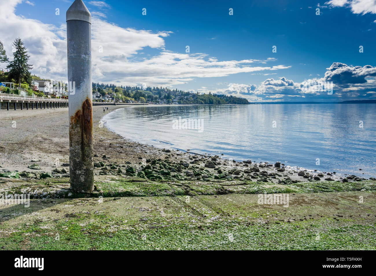 A view of the boardwalk at Redondo Beach, Washington. The tide is low ...