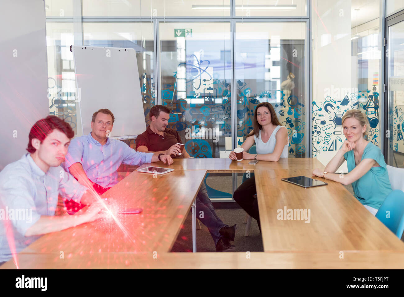 Business people, conference table hi-res stock photography and images ...