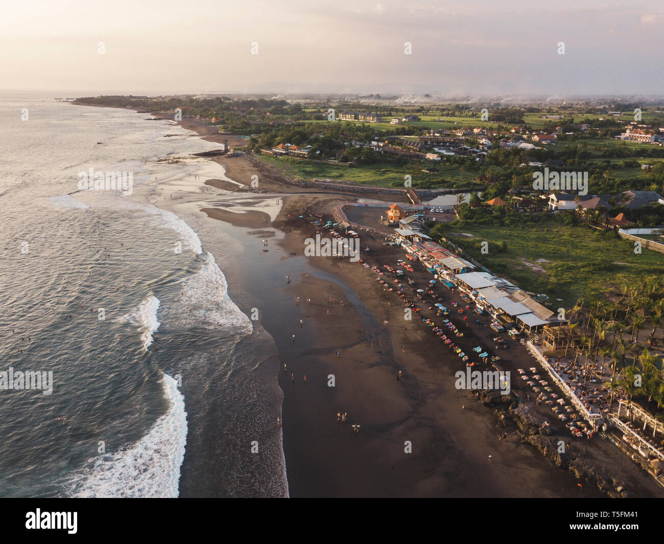 Echo beach hi-res stock photography and images - Alamy