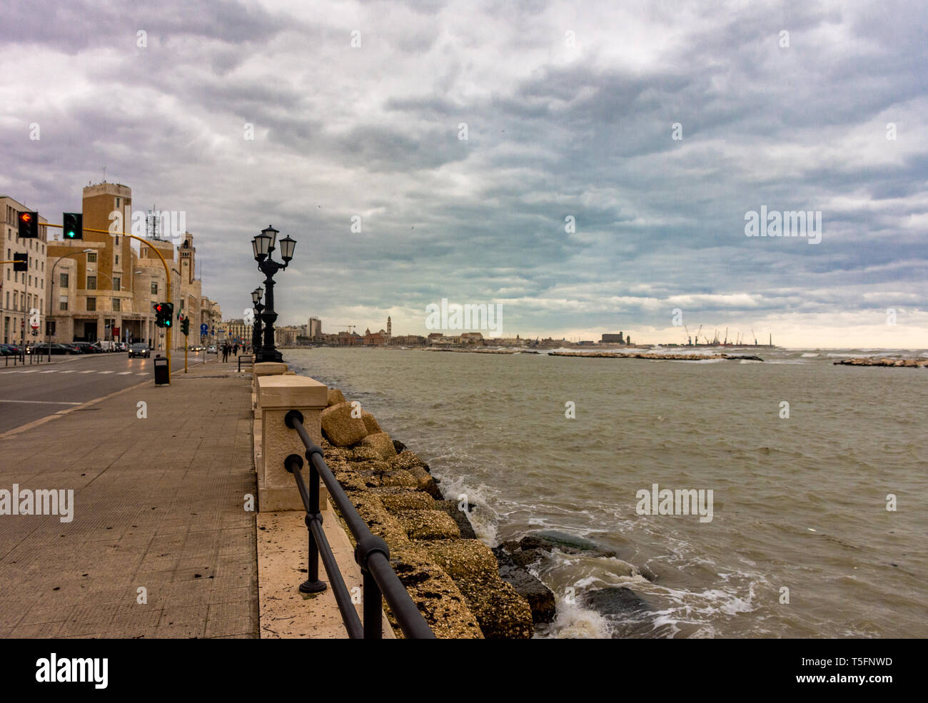 Monumental seafront hi-res stock photography and images - Alamy