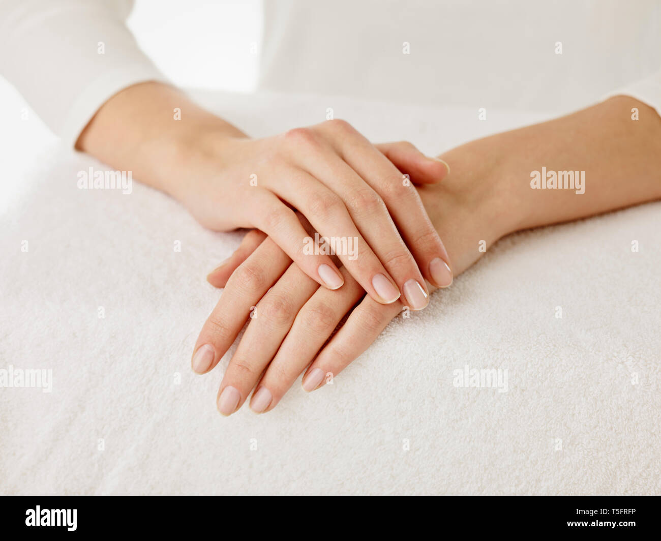 Young woman, hands Stock Photo - Alamy