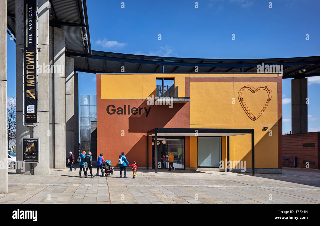 Milton Keynes Gallery - Original building by LCE andrzej blonski ...