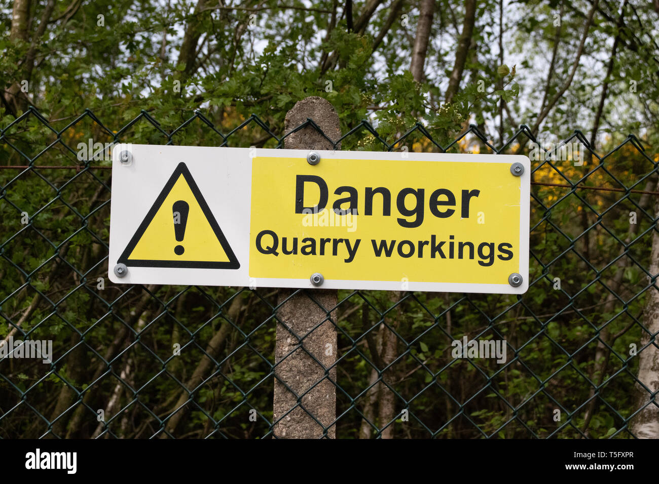 Warning, Safety and Restriction Signs around Derbyshire and ...