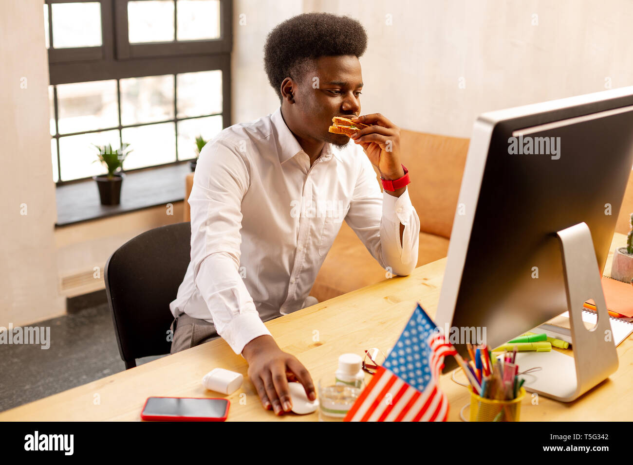 Work lunch sandwich hi-res stock photography and images - Alamy