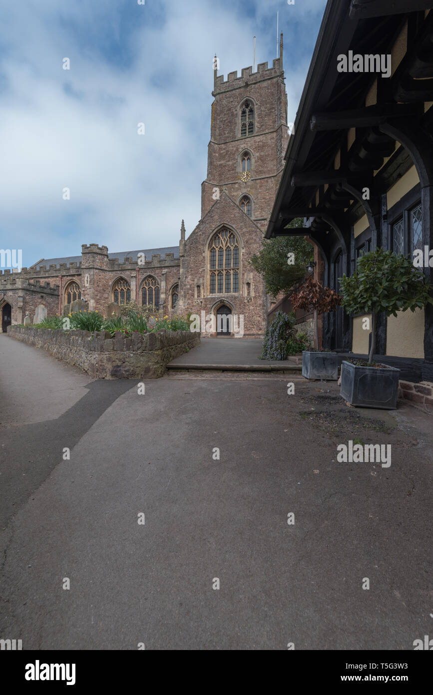 Old priests house hi-res stock photography and images - Alamy