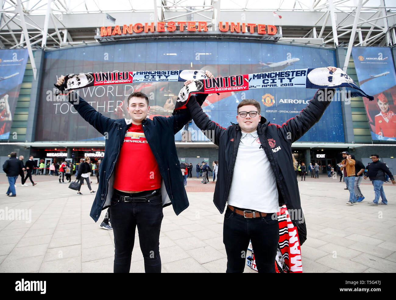 Manchester United fans show their support outside the ground before the ...