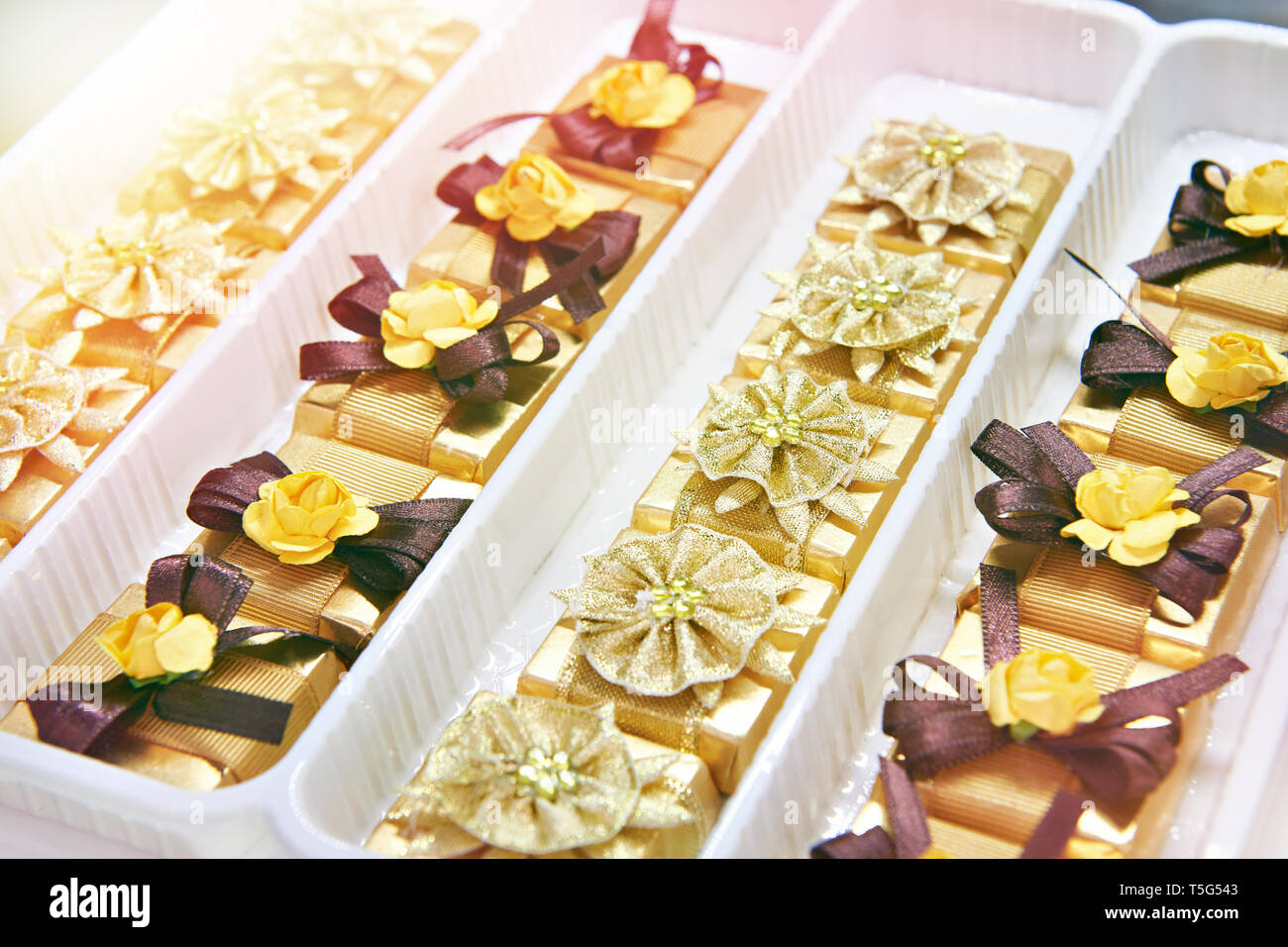 Sweet wrappers hi-res stock photography and images - Alamy