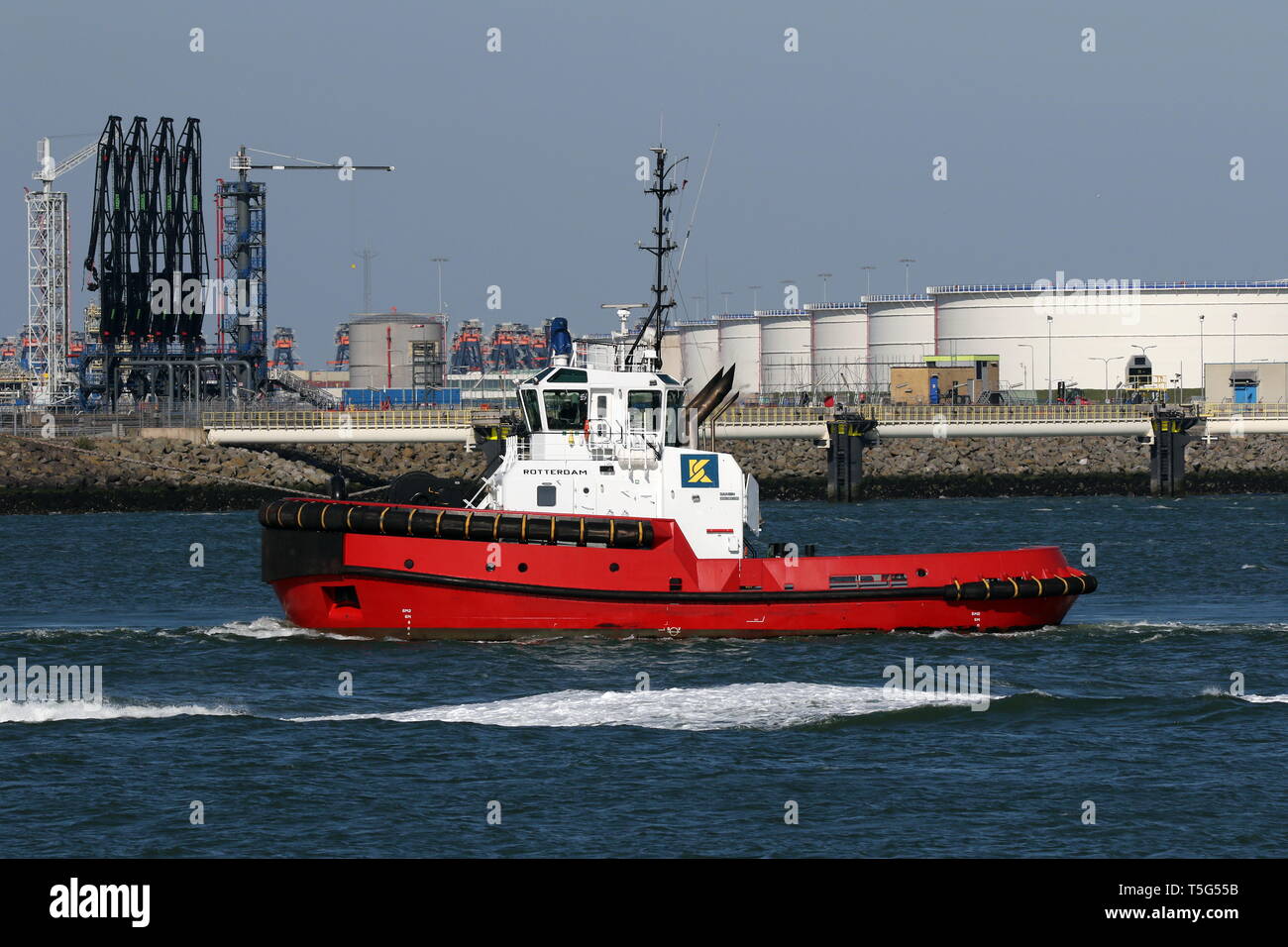10 tugboat hi-res stock photography and images - Alamy