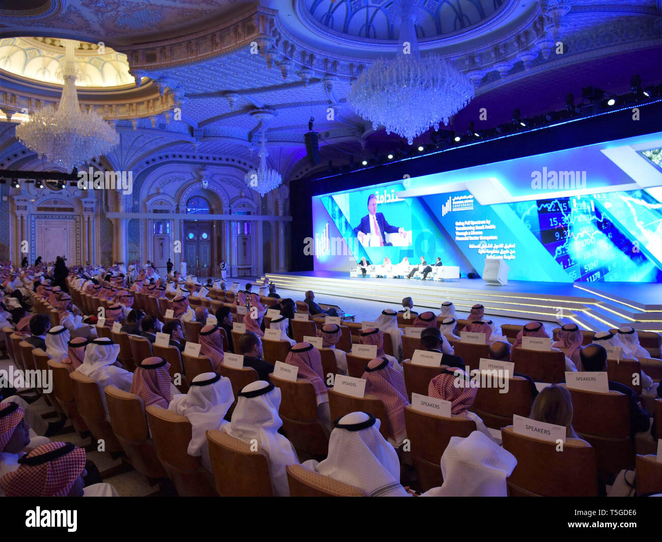 Panel of speakers hi-res stock photography and images - Alamy