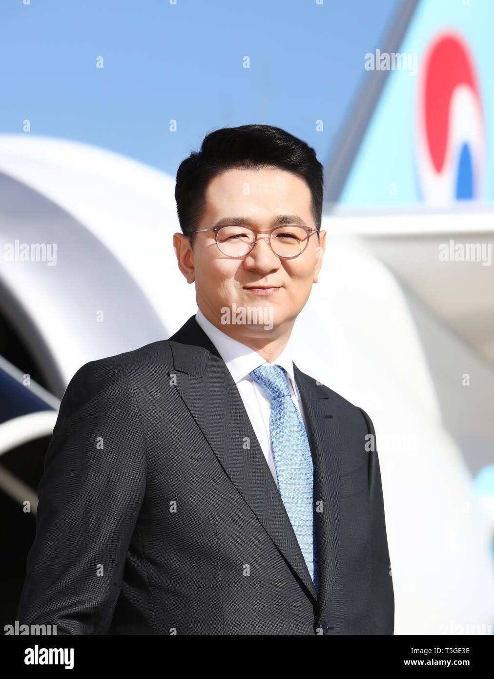 25th Apr, 2019. New Hanjin Group chairman This photo, provided by ...