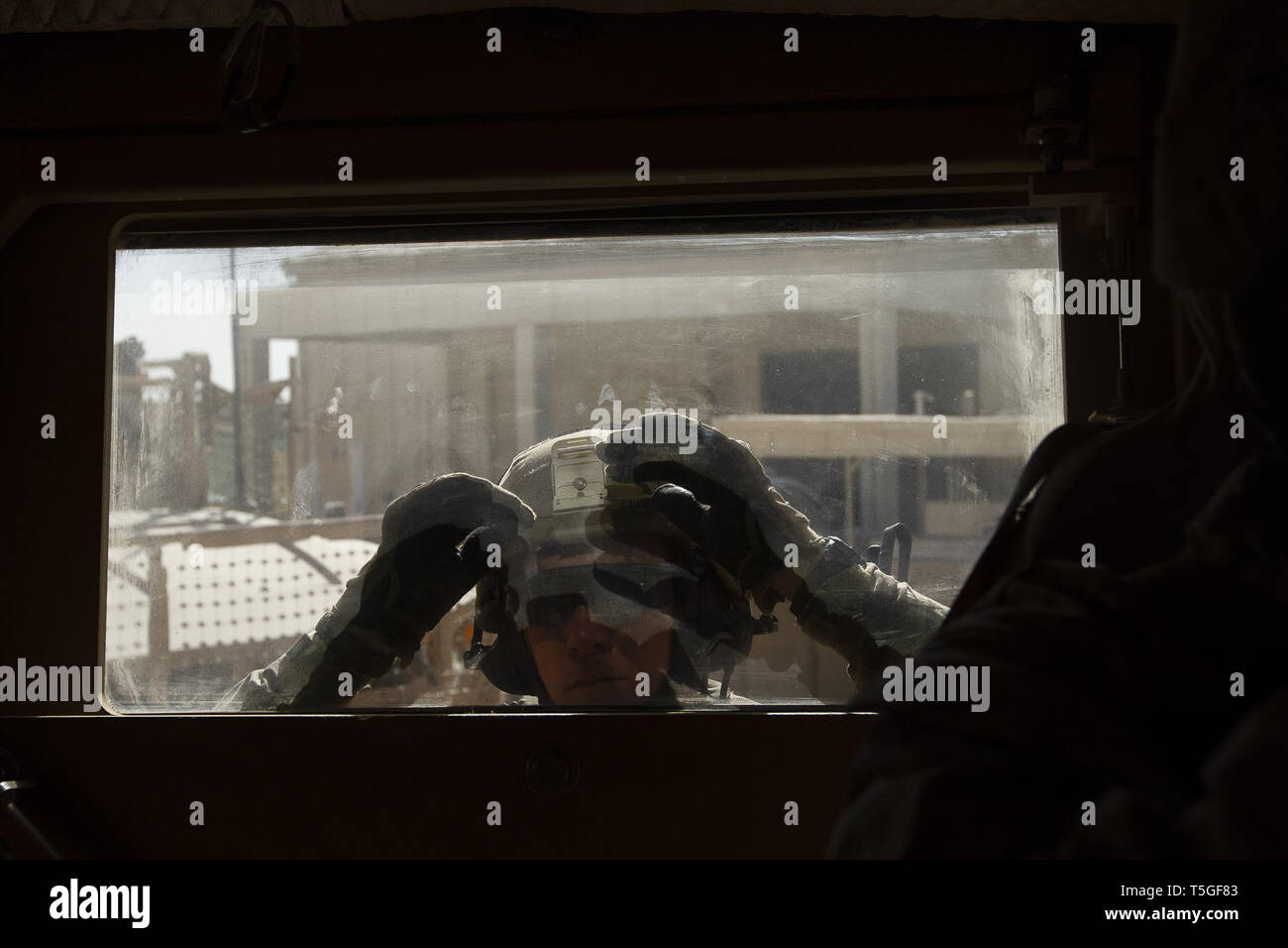 Lashkar Gah, Helmand, Afghanistan. 7th Oct, 2012. A US soldier looks ...