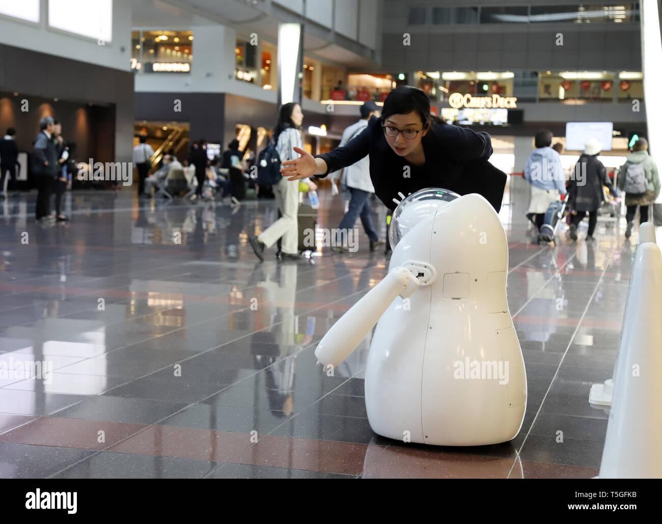 Tokyo, Japan. 24th Apr, 2019. Japan Airlines' (JAL) remote controlled ...