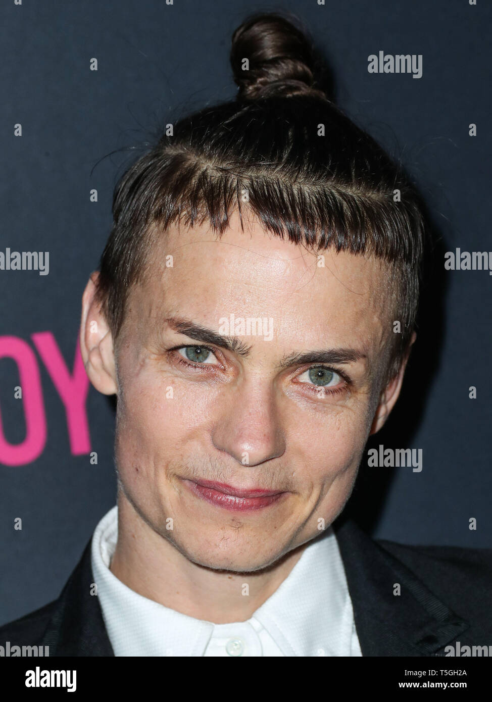 Knoop hi-res stock photography and images - Alamy