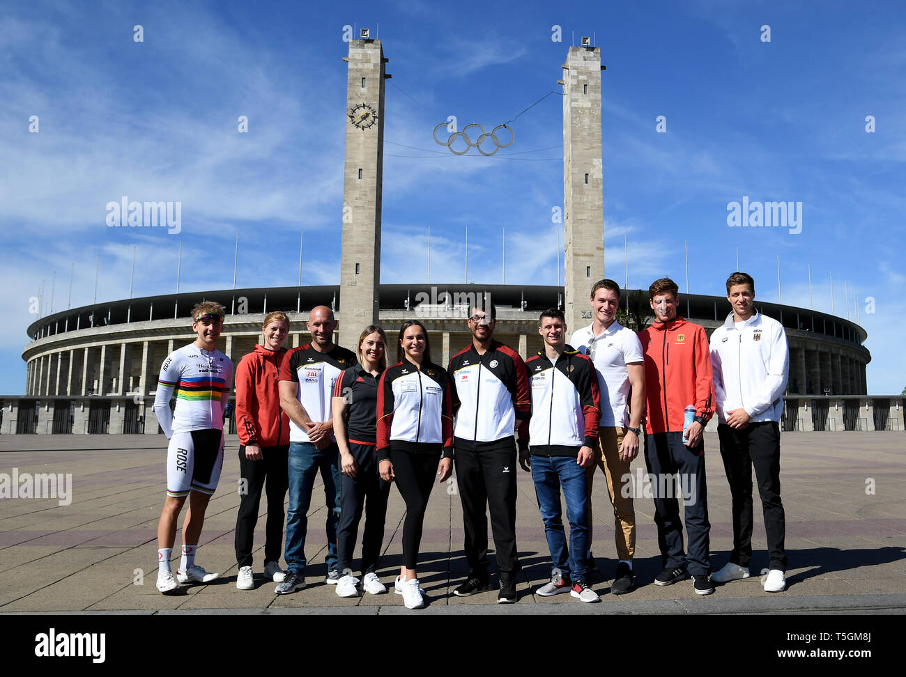 Berlin, Germany. 25th Apr, 2019. Theo Reinhardt (l-r), track cyclist ...