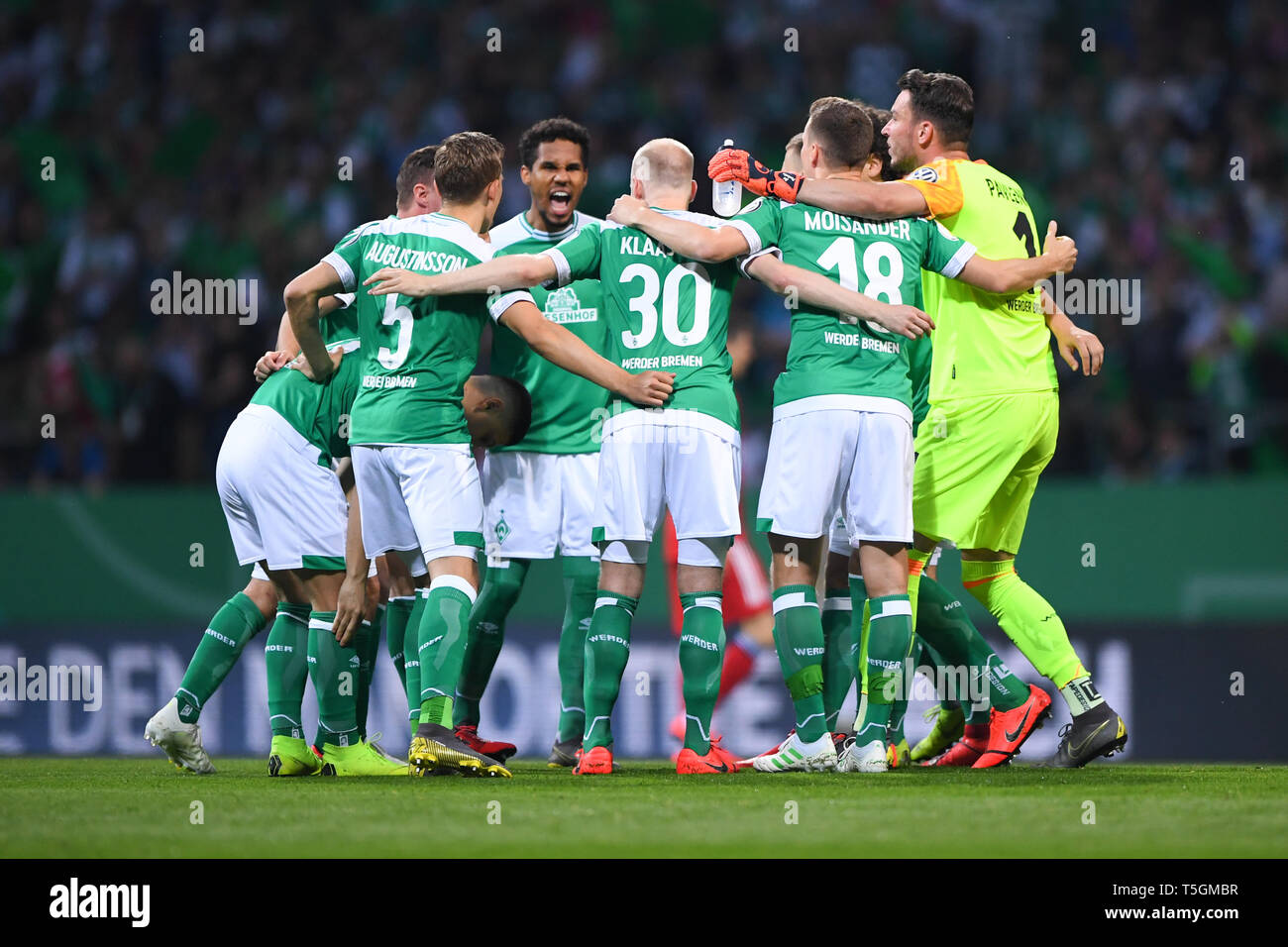 Team Werder Bremen. GES / Football / DFB Cup: Werder Bremen - FC Bayern ...