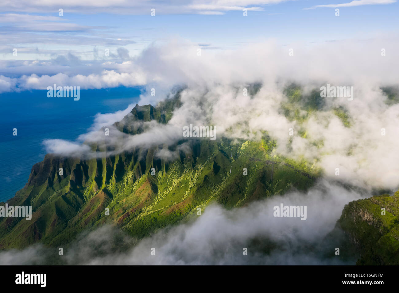 USA, Hawaii, Koke'e State Park, View to Kalalau Valley and clouds Stock ...