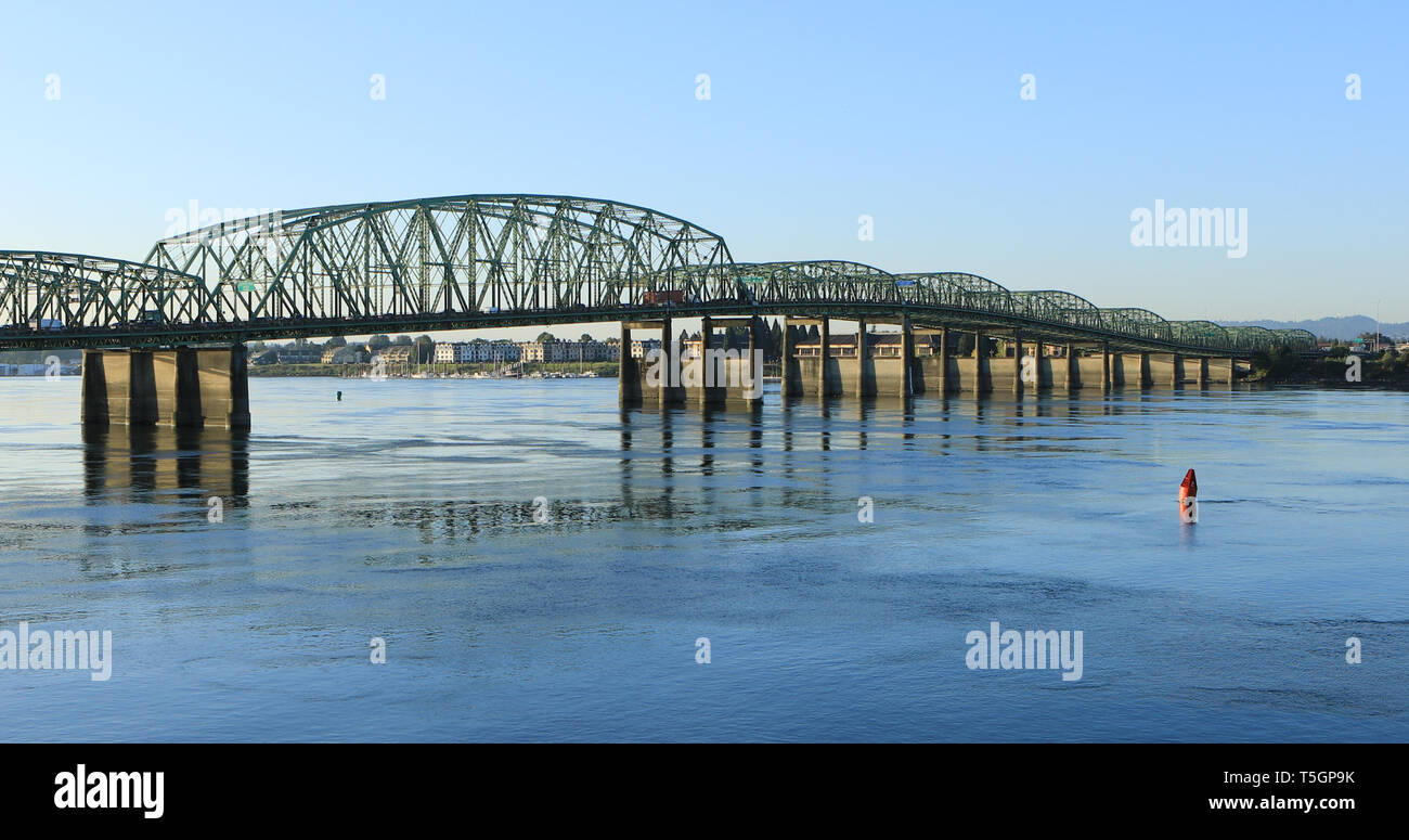 Oregon washington border hi-res stock photography and images - Alamy