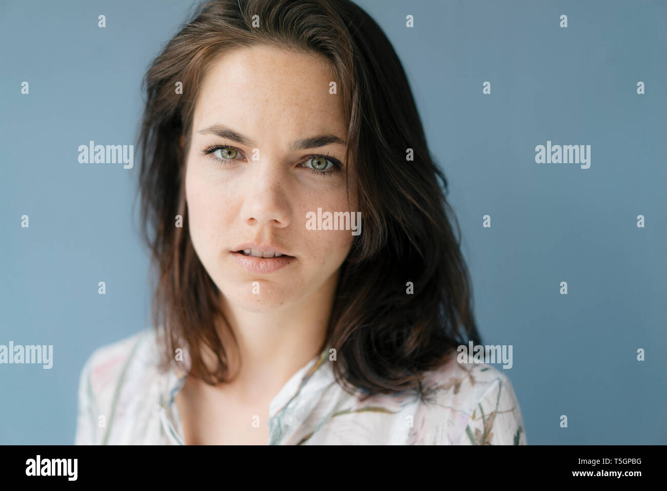 Portrait of a pretty woman Stock Photo - Alamy