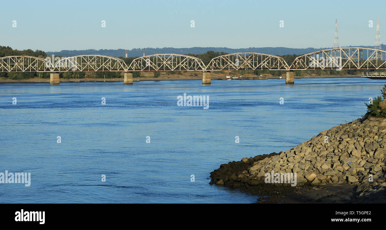 Railwaybeautiful hi-res stock photography and images - Alamy